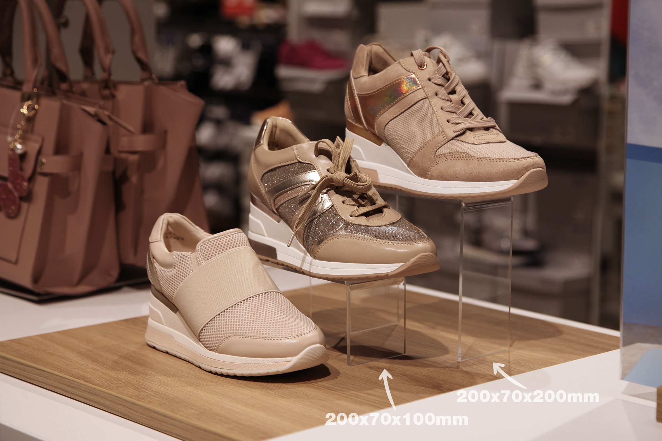 Akryl Display Bro | Køb online idag hos Skiltex.dk